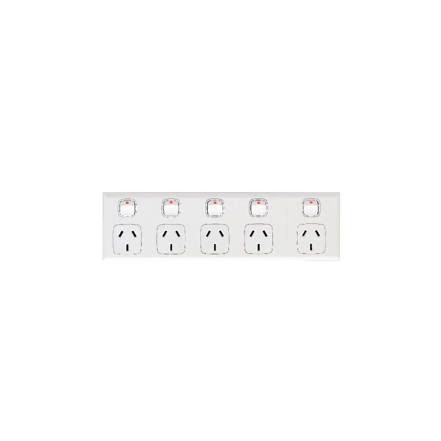 Horizontal 5 Gang Powerpoint 10A 240V A.C White Finish Legrand - XL7775WE